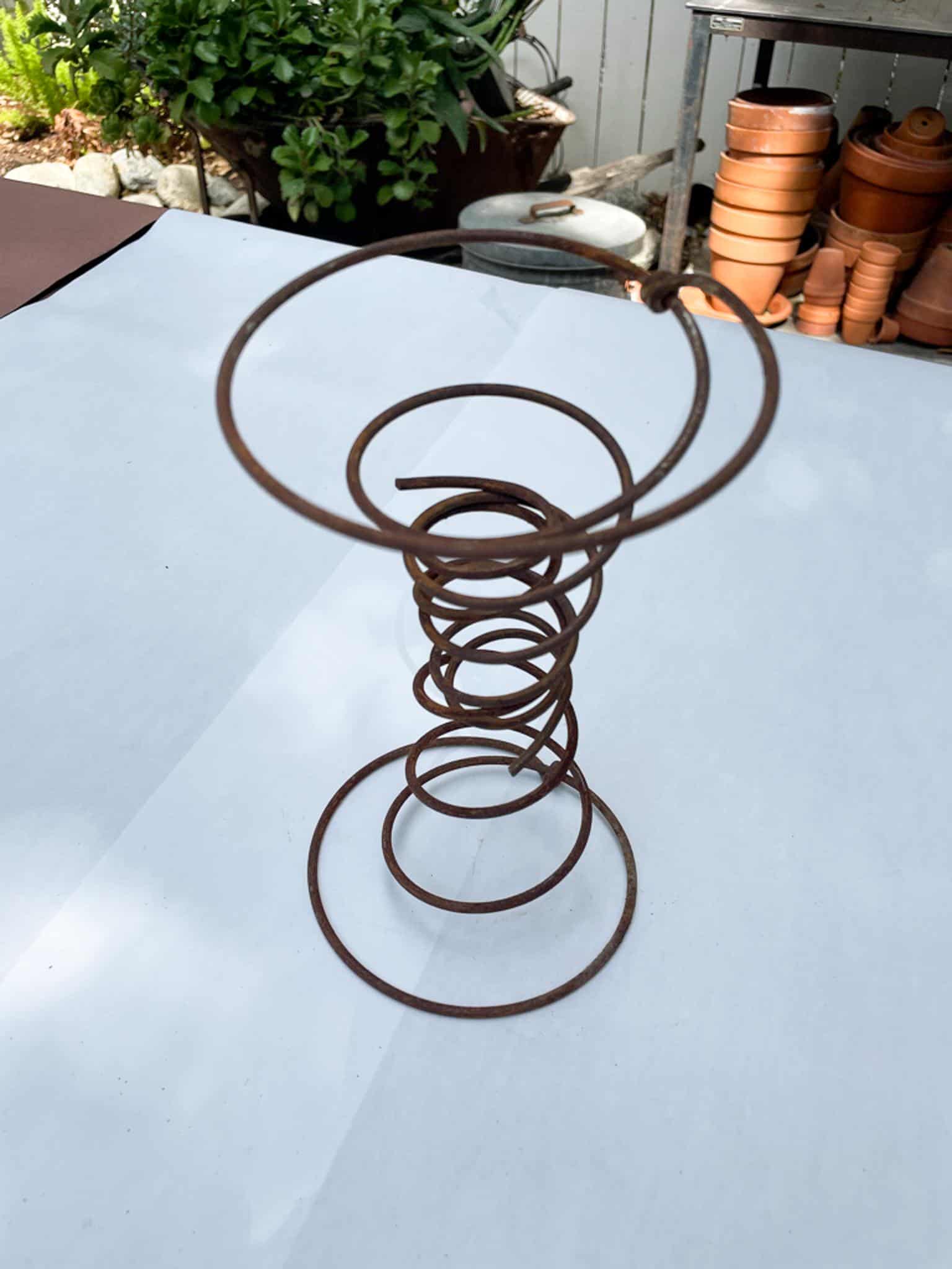 Upcycled Crafts; Easy and Fun ideas for Spring craft projects