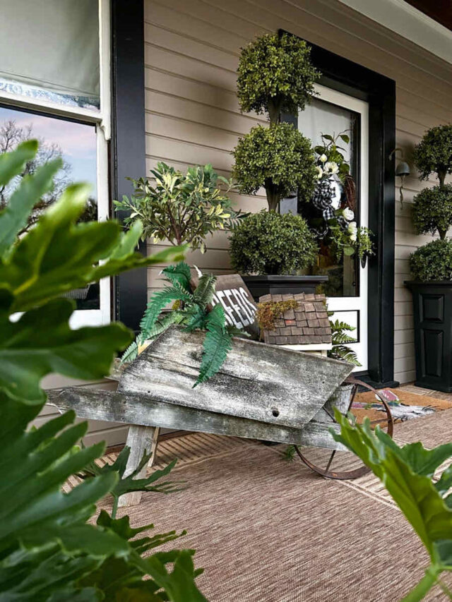 35 Simple and Easy DIY Spring Front Porch Decor Ideas