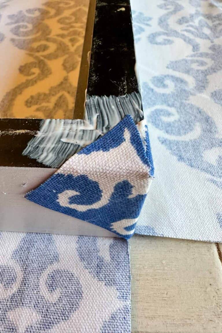 How to Make Easy DIY Fabric Wall Art For your Home