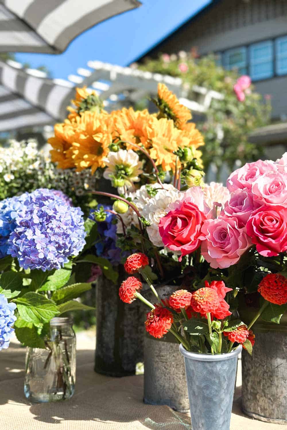 How to Create an Easy DIY Flower Bar for Any Occasion
