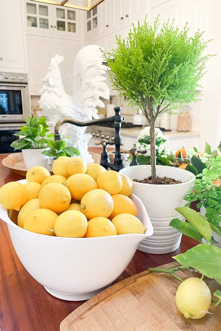 How to Make a Stunning DIY Lemon Centerpiece - WM Design House