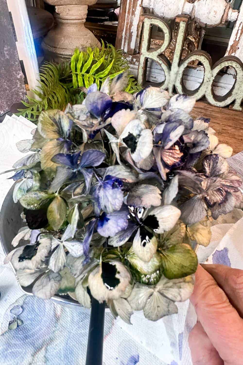 How to Easily Dye Dried Blue Hydrangeas in 3 Easy Steps
