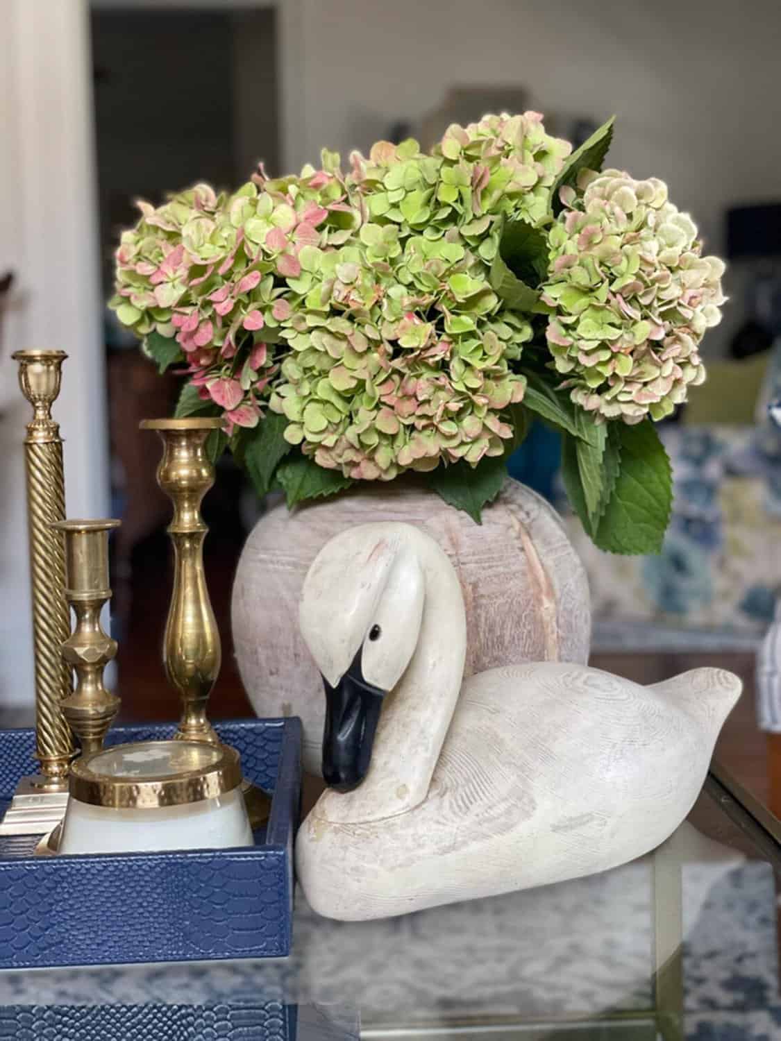 How to Easily Dye Dried Blue Hydrangeas in 3 Easy Steps